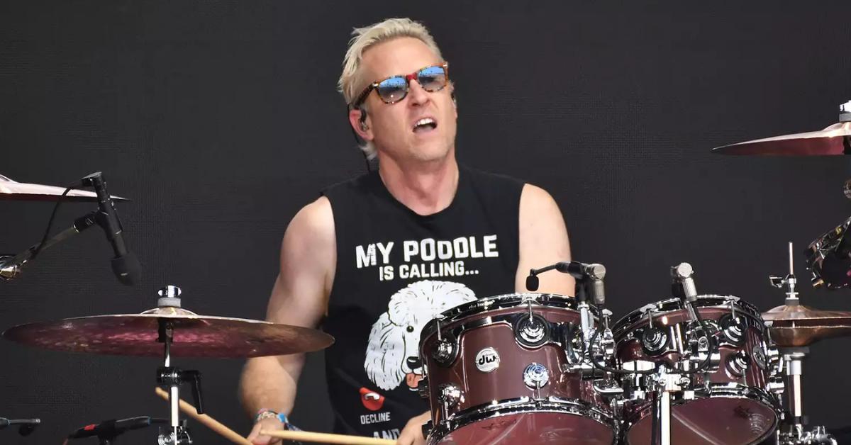 Josh Freese anuncia su salida de Foo Fighters tras dos años y comparte ...